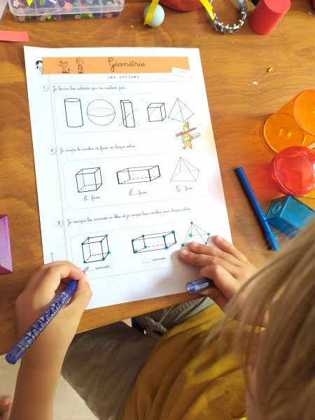 Géométrie: les solides, activités, maternelles / primaires - L'école en ...
